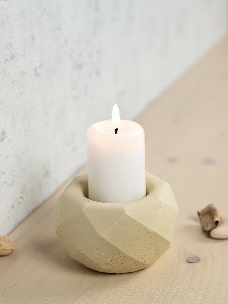 Подсвечник из скульптурного бетона грани, цвет желтый (гипсобетон, высота 5,2 см.), 1 шт.