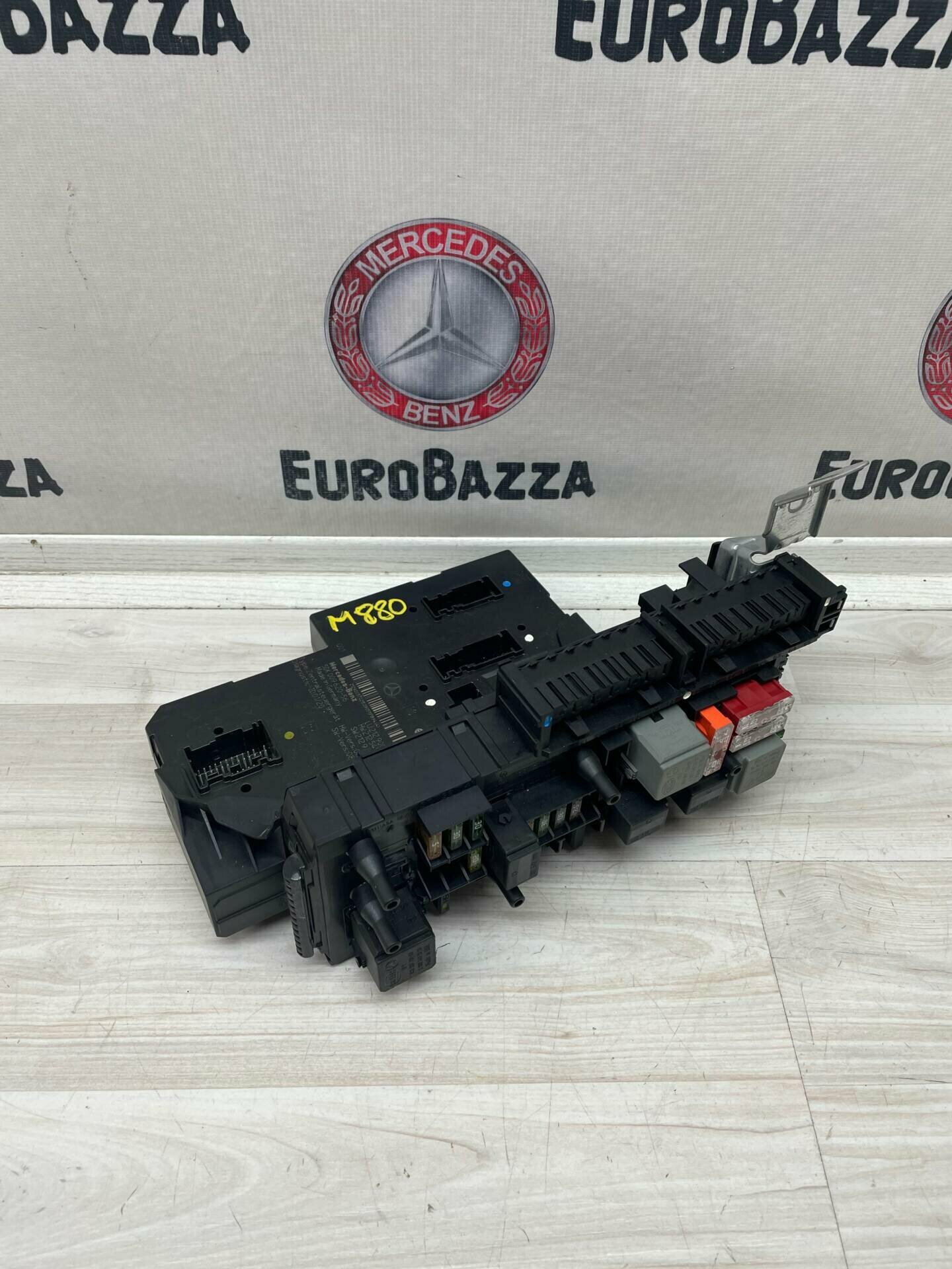Блок предохранителей SAM задний Mercedes W212 A2129003702