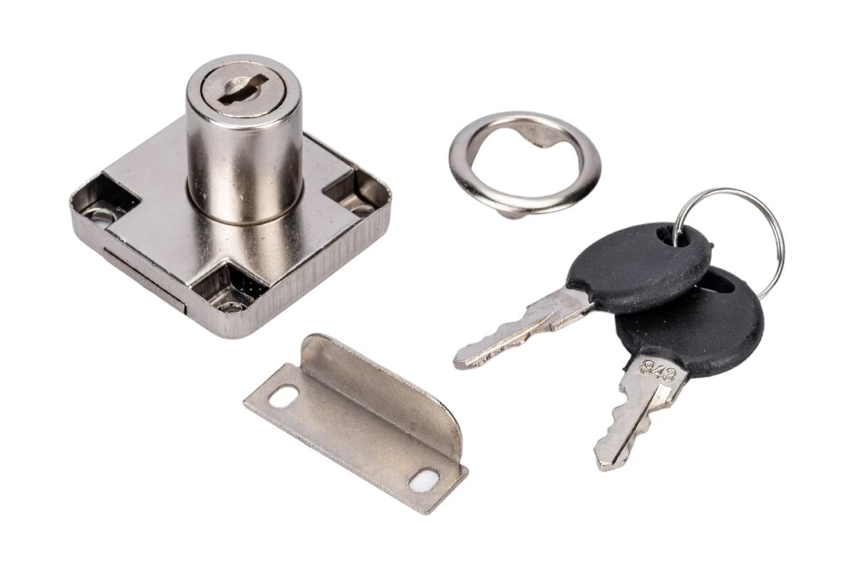 Мебельный замок MFK TORG четырёхшурупный с ответной планкой Z/M1382