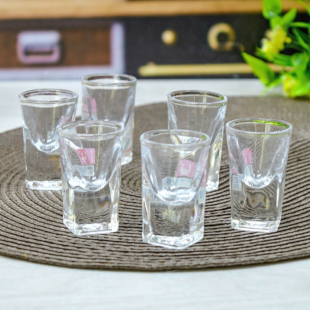 Набор стопок стеклянных 6шт, квадратное дно, 13мл — практичность для коктейлей