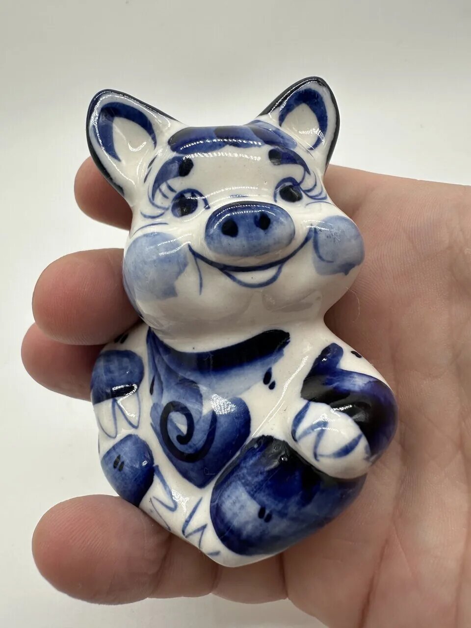 Статуэтка Поросёнок Гжель Фарфор винтажная