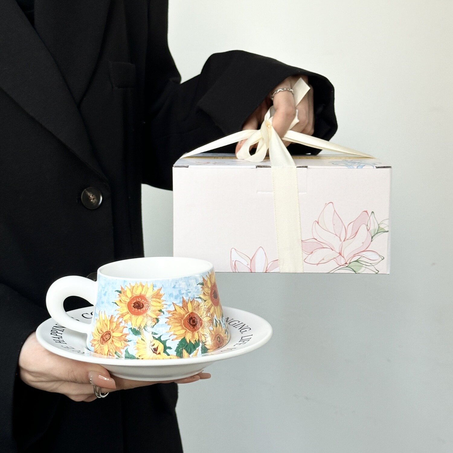 Набор кофейной чашки и блюдца в подарочной коробке для открытия мероприятия, юбилея компании, свадебных подарков, подарков на день рождения