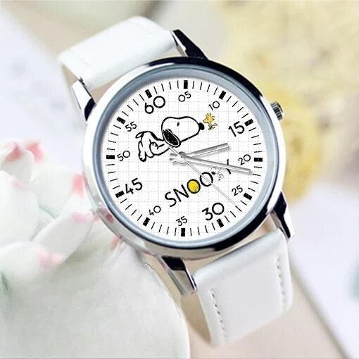 MINISO Аниме часы Снупи Snoopy -12