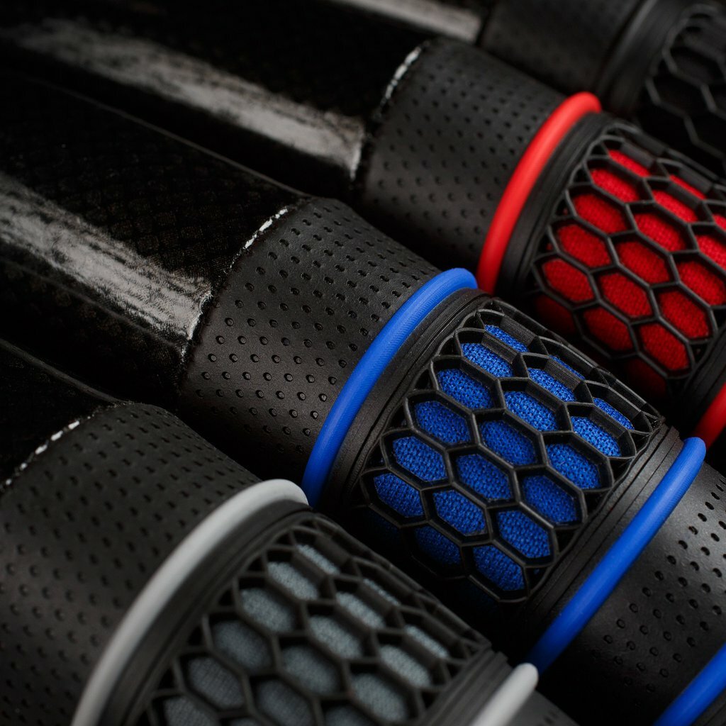 Оплетка руля (S) 35-37см черно-серая экокожа 3D вставки AUTOPROFI