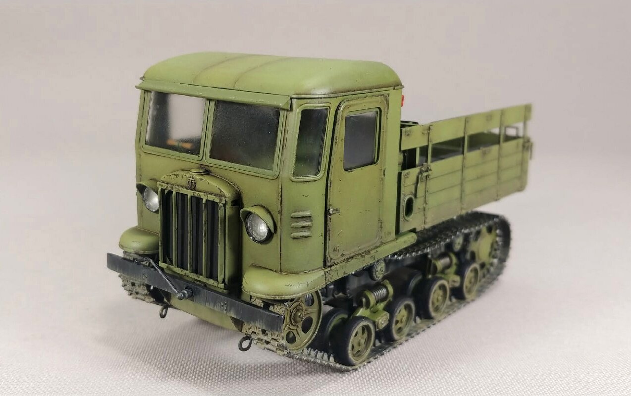 3663 Гусеничный тягач СТЗ-5