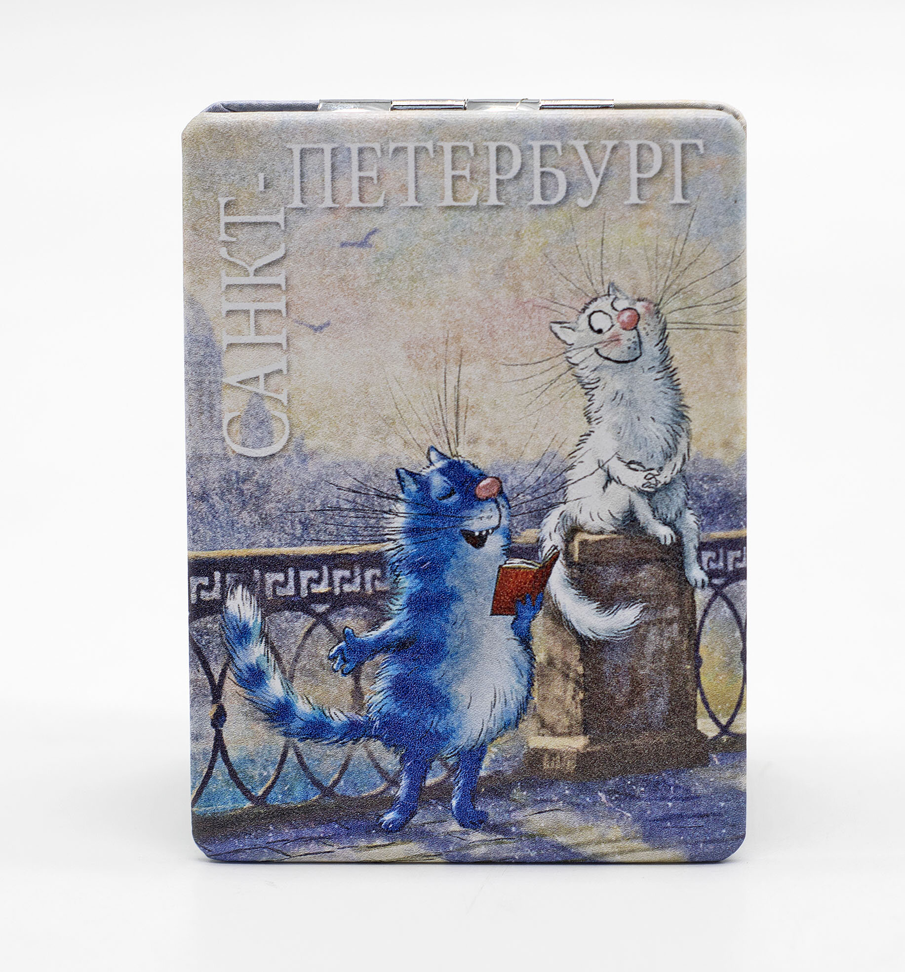 Зеркало карманное складное с увеличением экокожа. Кошарики в Питере. Встреча на набережной.