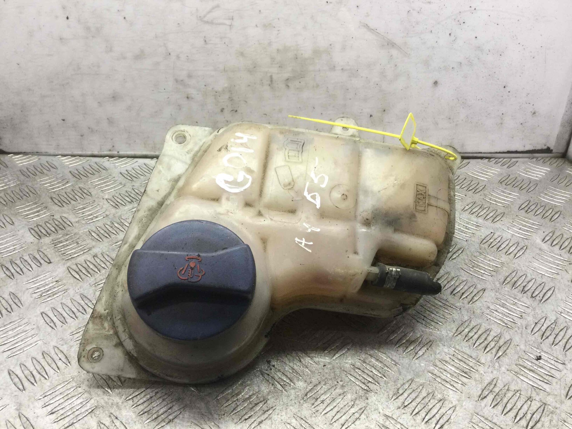 Б/У Бачок расширительный Audi A4 B5 (1994-1999) 1997 г.