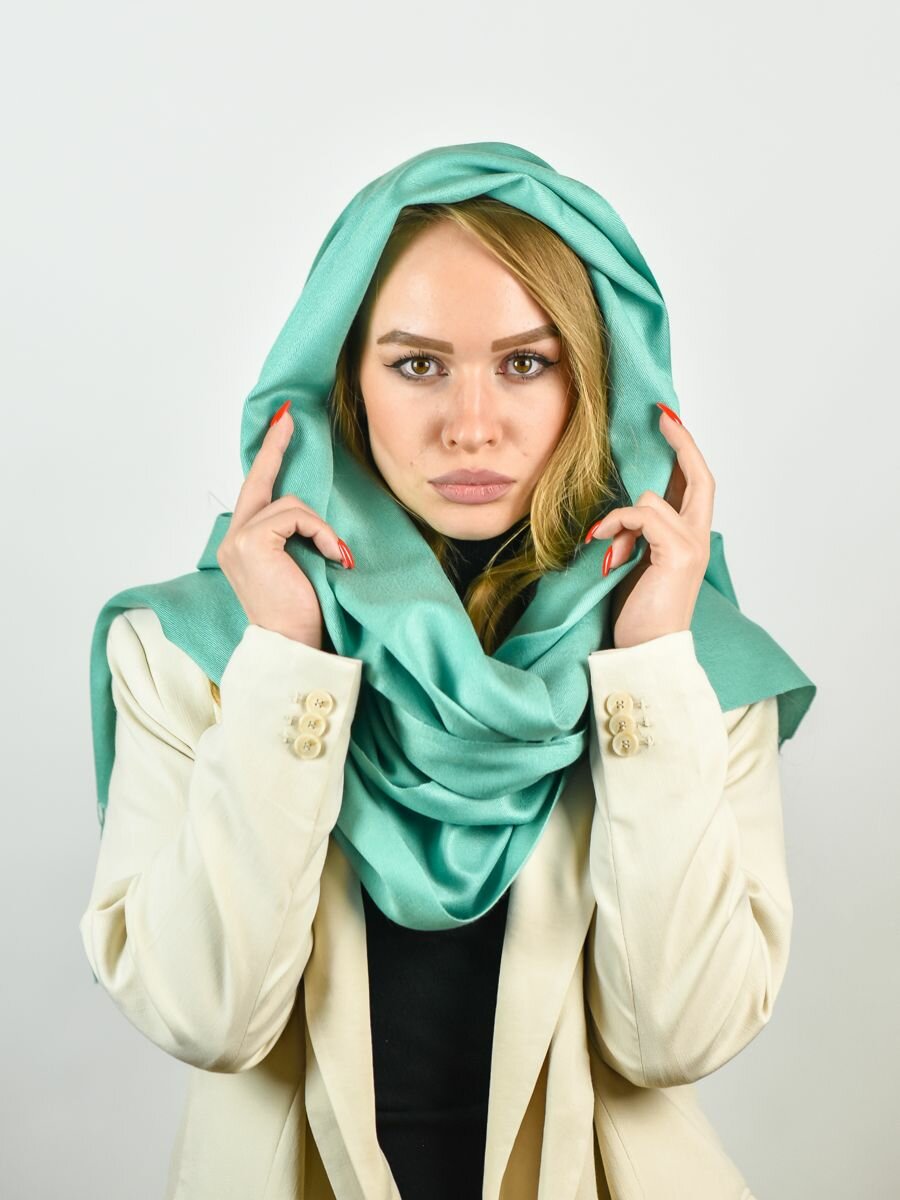 Палантин для женщин