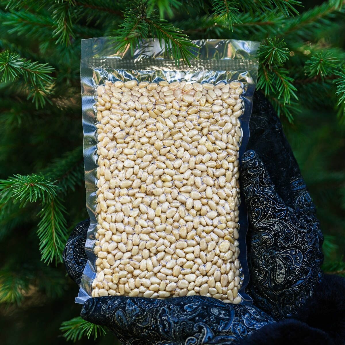 "Кедровый орех" - очищенный, отборный, вакуумная упаковка, 200 гр