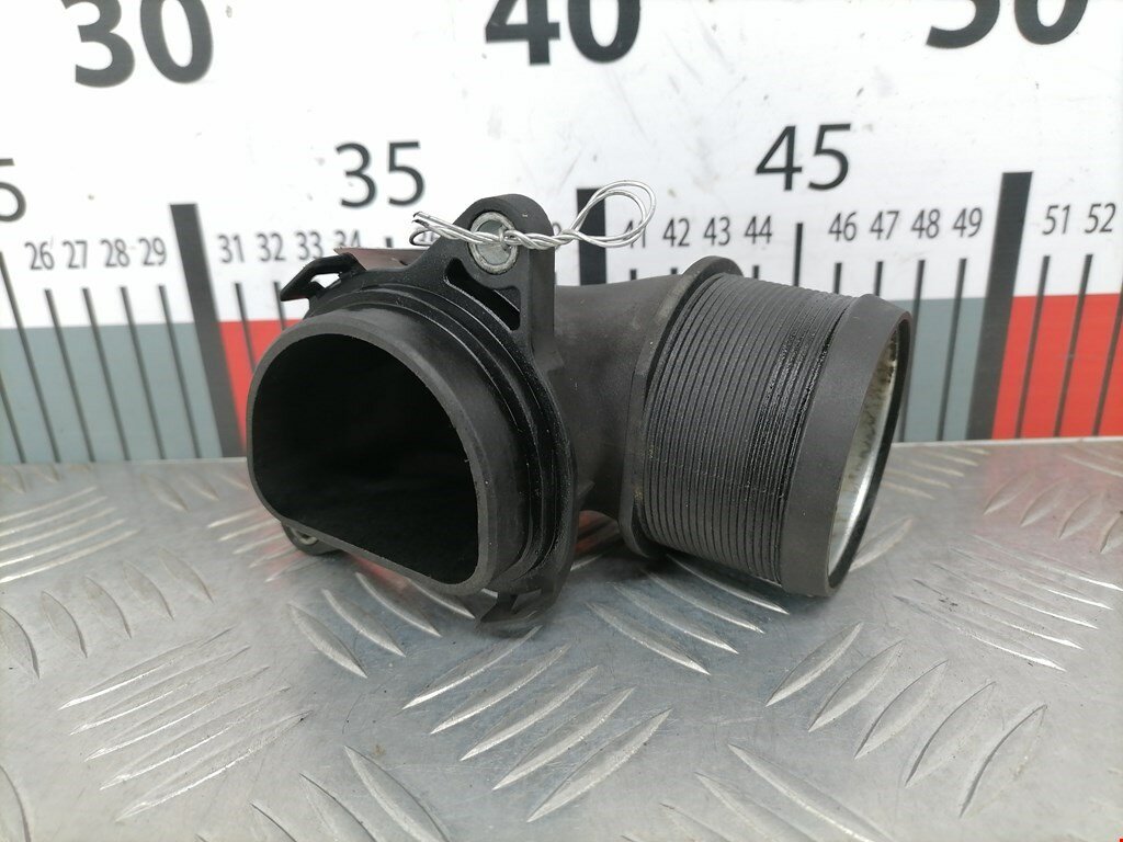Патрубок интеркулера Opel Zafira B 13223399 арт. 2087278