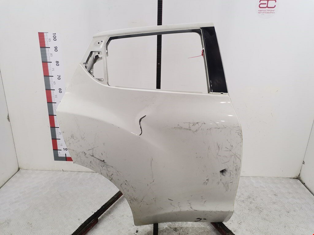 Дверь задняя правая Nissan Juke H2100BA6MA арт. 1806581
