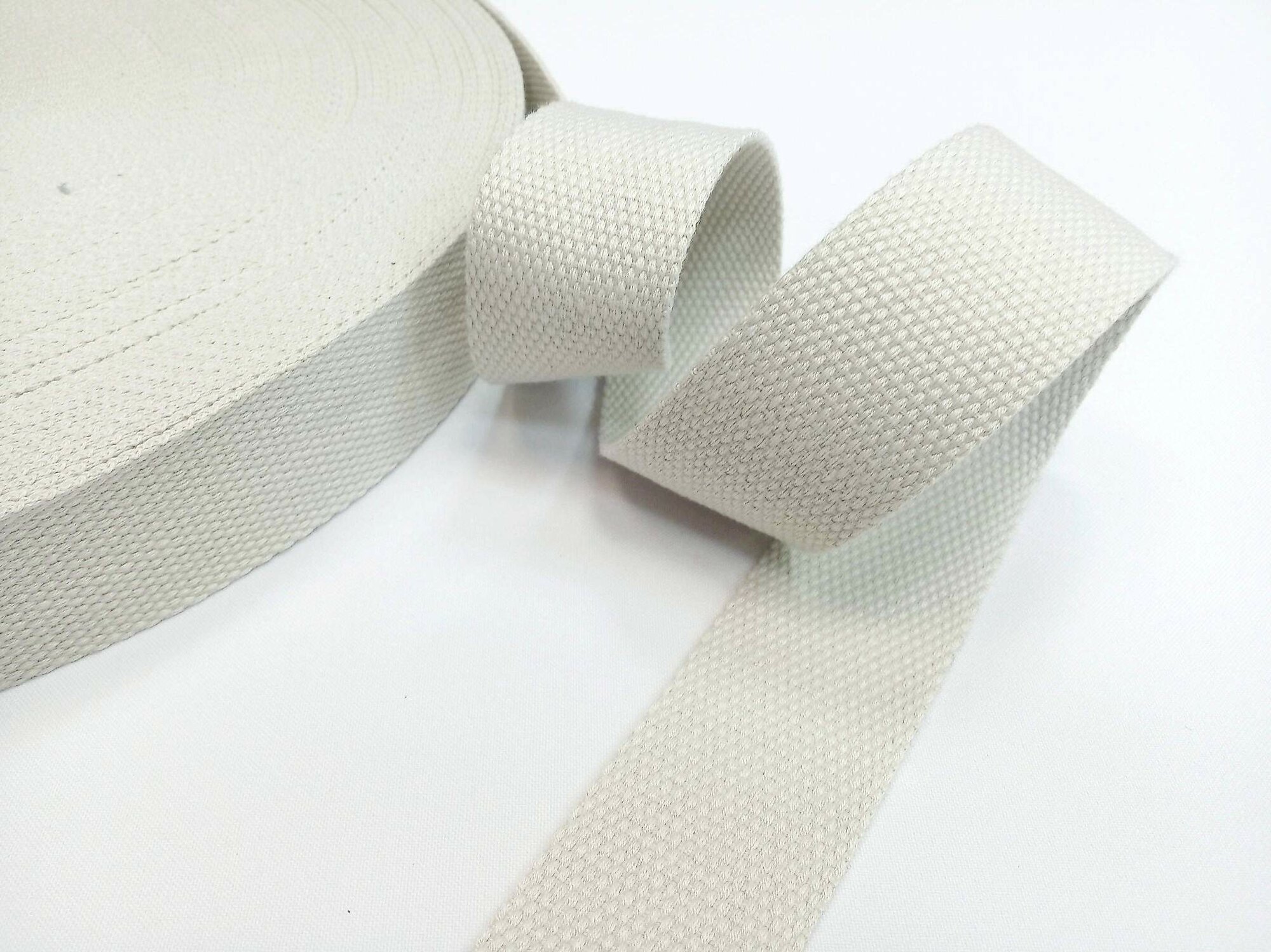 Стропа-лента ременная 38 мм, хлопок искусственный толщ. 2 мм, 5 метров, светло-бежево-серая