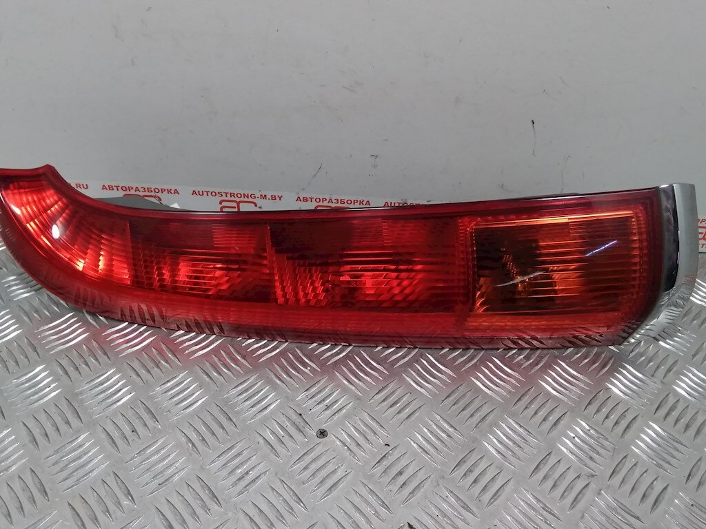 Фонарь задний левый Honda Stream 1 33551S7A003 арт. 552336