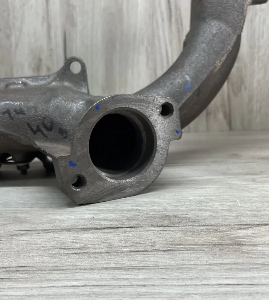 Коллектор ГАЗ-2410 выпускной 1;4-го цилиндра ЗМЗ-406 ; ГАЗ-3110 арт. 24-1008034