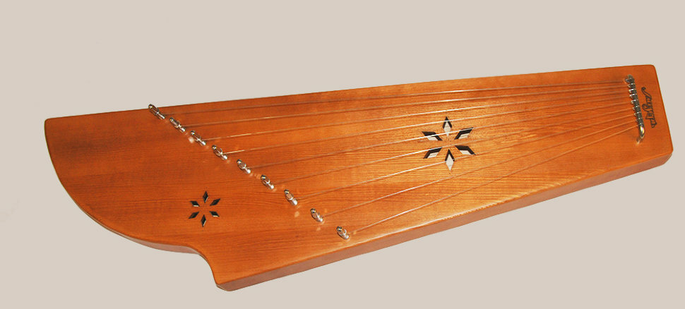 Гусли МозерЪ GWS-92M 9-струнные, коричневые, массив сосны, махагоновый цвет