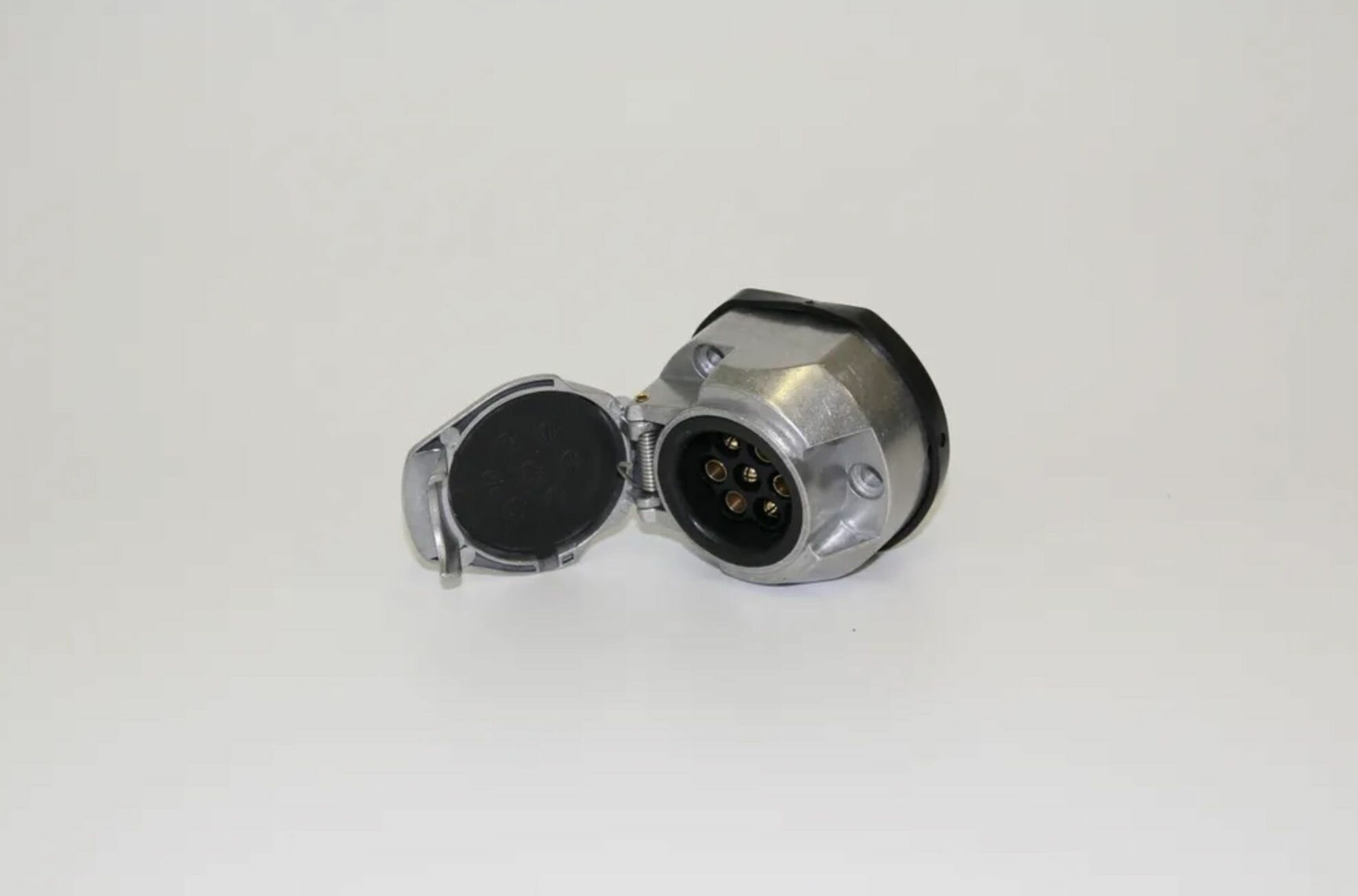 Металлическая розетка для фаркопа, 7-контактная, с резиновым пыльником