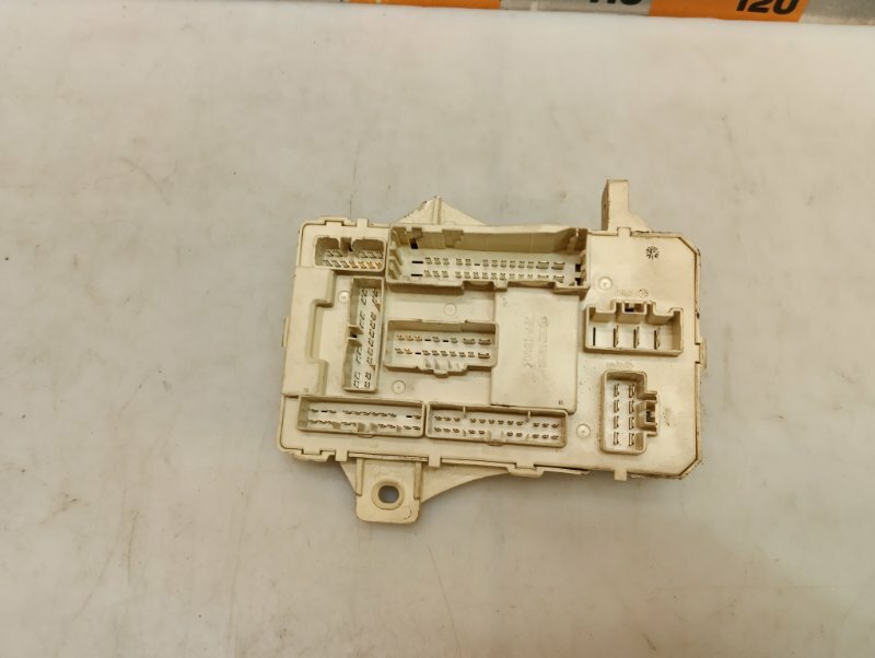 Б/У Хендай Элантра 4 Блок предохранителей Hyundai Elantra 2007 4, HD 323040 Hyundai-KIA арт. 919502H510