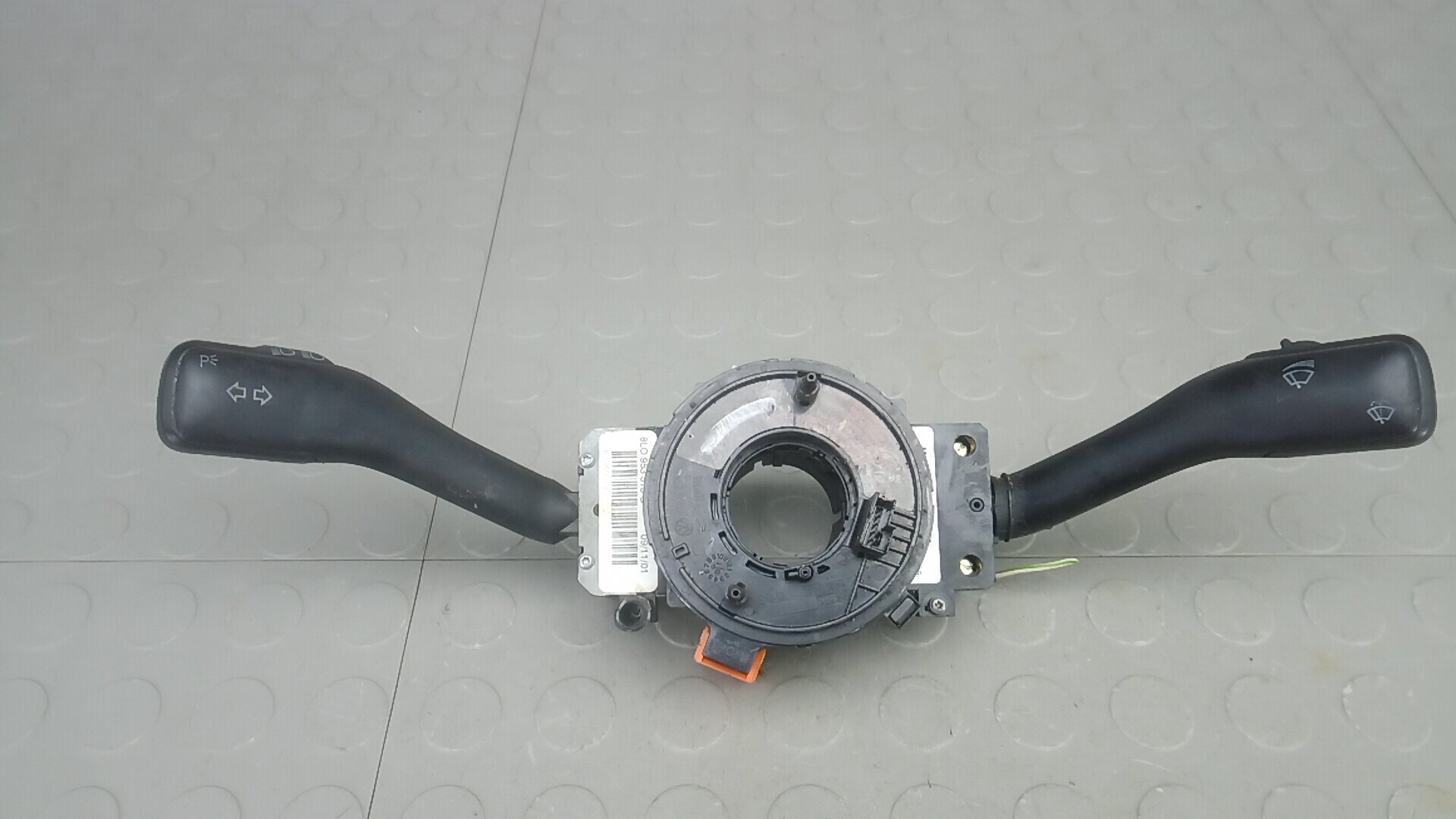 Переключатель поворотов и дворников (стрекоза) VOLKSWAGEN BORA 1, Номер 8L0953513G