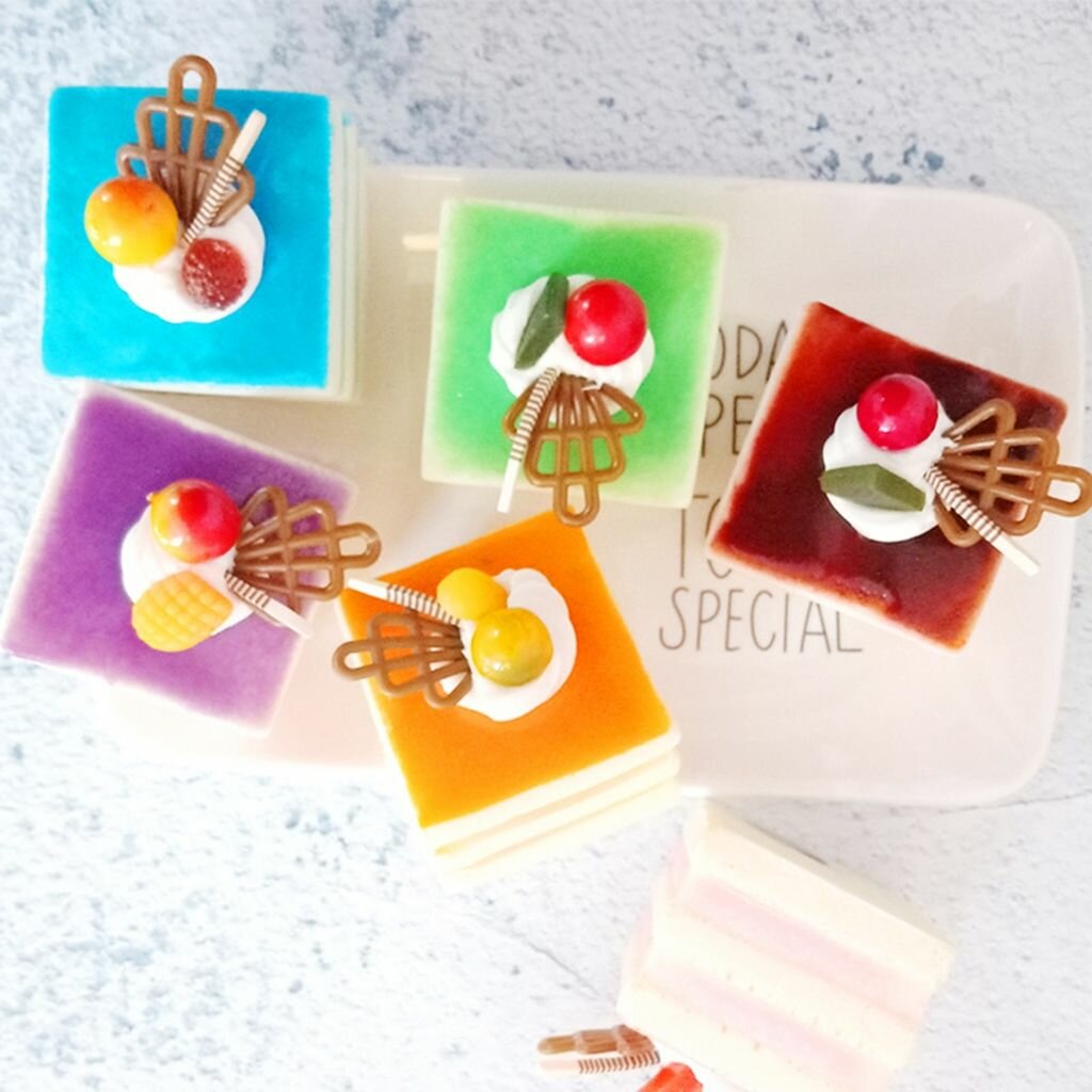 Искусственный Торт для Игры