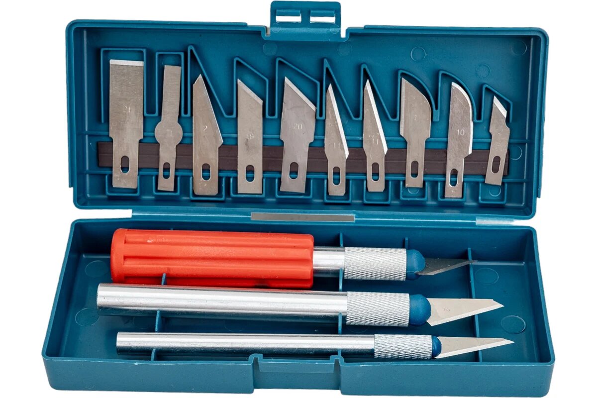 Волат Набор скальпель-ножей для точных работ по дереву 13 предметов 18030-13