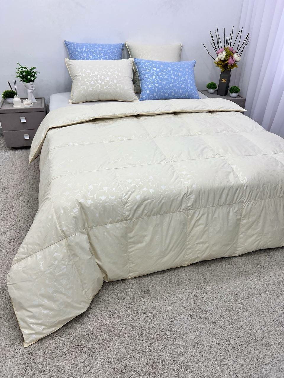 Одеяло теплое пуховое, 1,5 спальное, гусиный пух 1 категории, Тик 100% хлопок