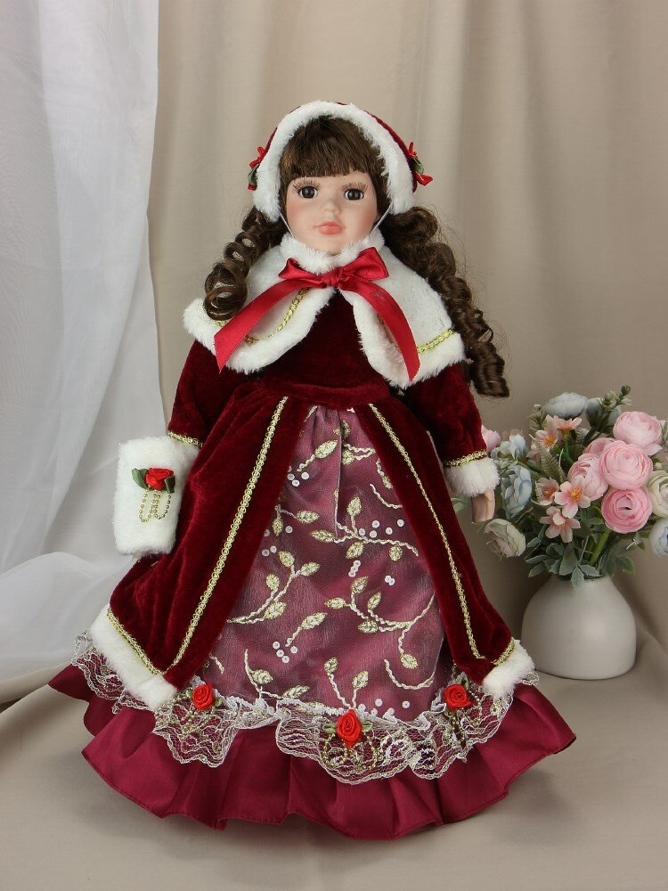 Кукла фарфоровая "Барбара"