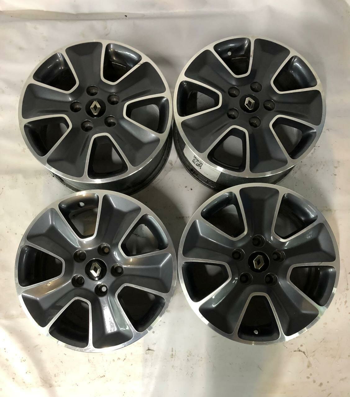 Колесные диски Renault 16x6.5 PCD 5x114.3 D66.1 ET50 (оригинал)