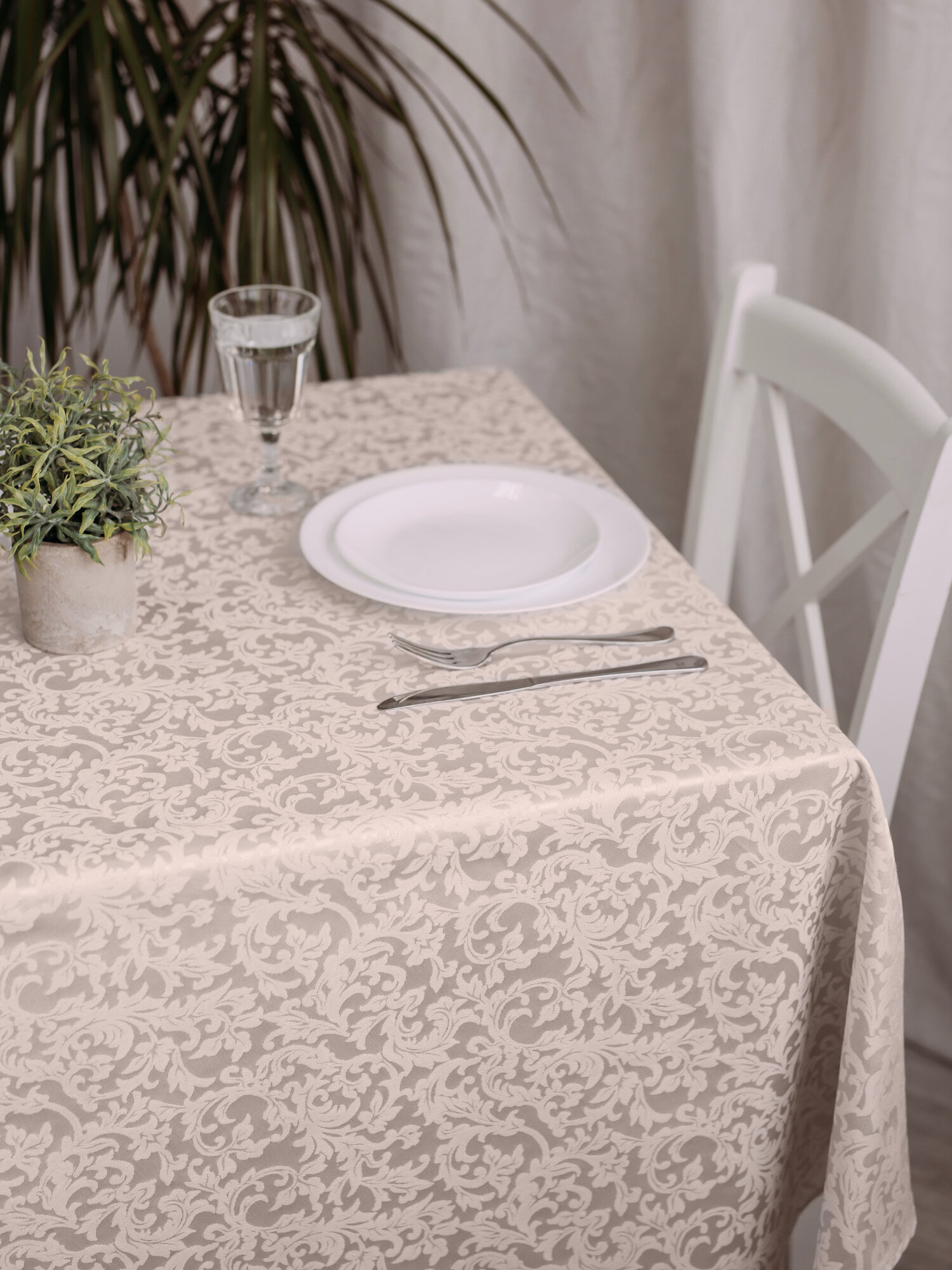 Скатерть моготекс размером 250х150см, прямоугольная на стол праздничная новогодняя хлопок водоотталкивающая