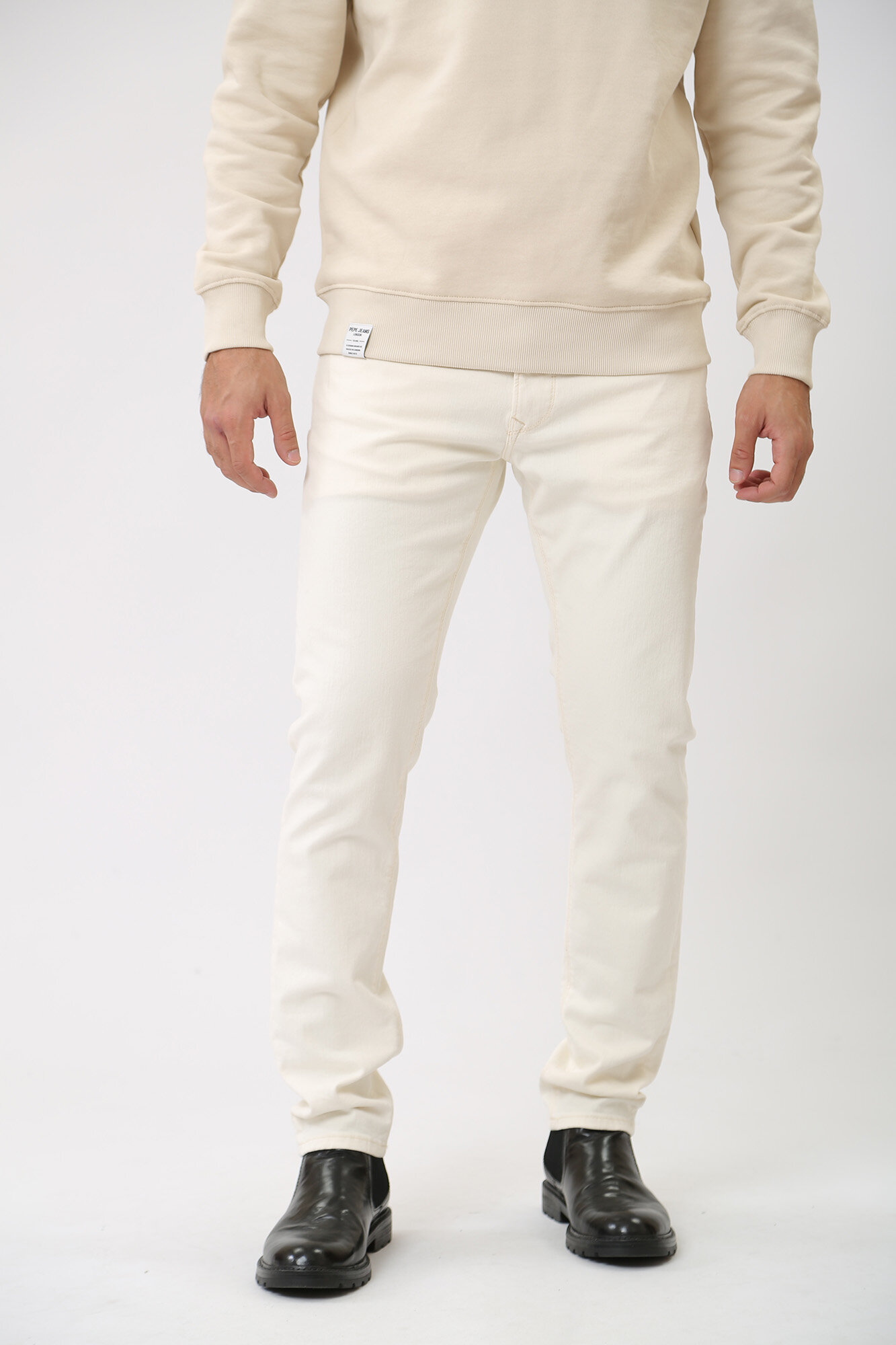 Джинсы зауженные 