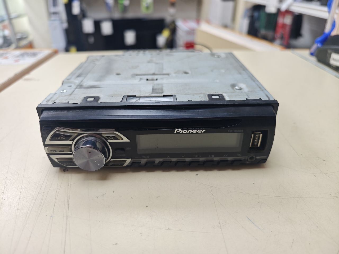 Автомагнитола Pioneer MVH -150UB