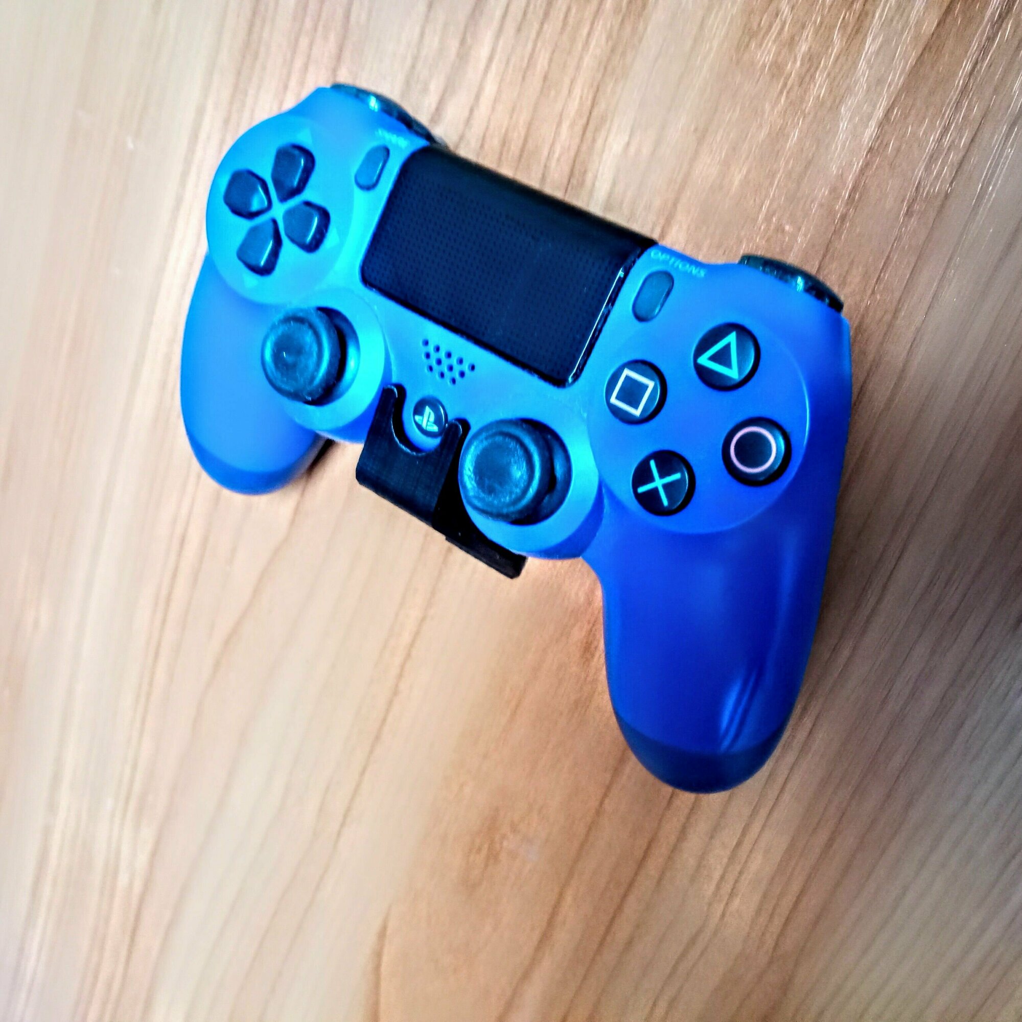 2шт. Вешалки для геймпадов PS4 на стену с дюбелями потай