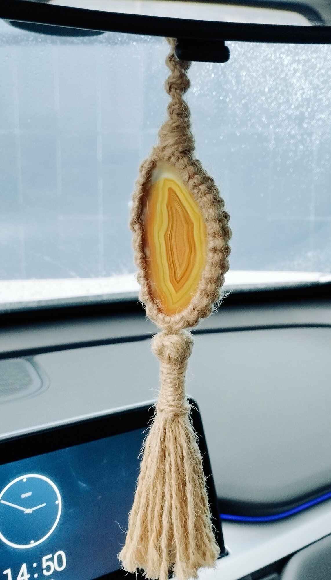 Оберег для автомобиля из натуральных материалов