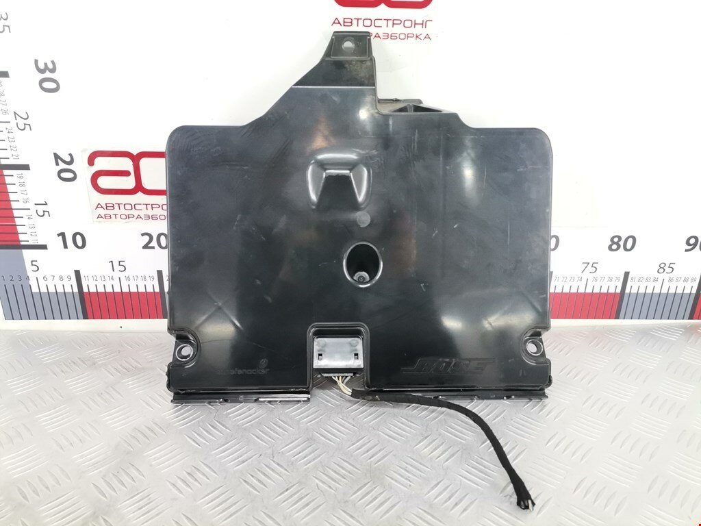 Сабвуфер Maserati Quattroporte 5 447082 арт. 1648661