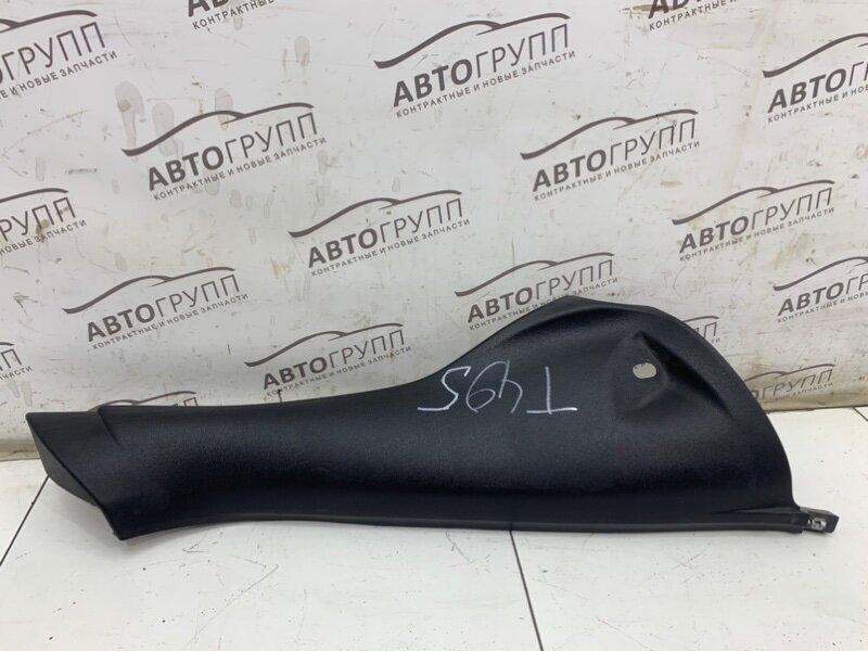 Облицовка стойки Задн. Прав. BMW X5 30d F15 Ф15 51 47 7 329 520