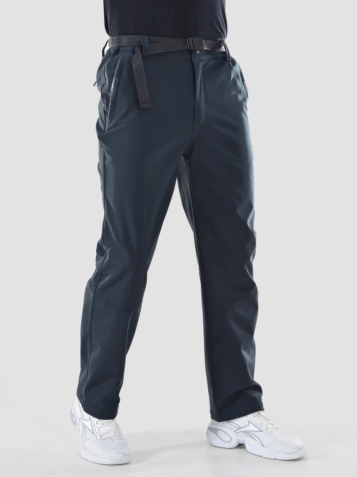 Брюки спортивные