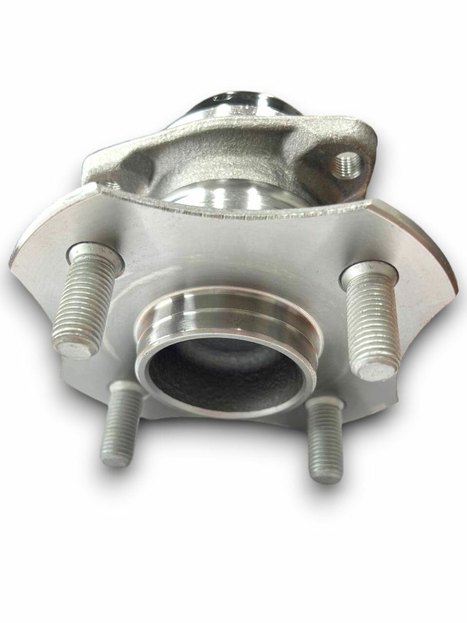 Подшипник Ступицы задний c (ABS) LIFAN SOLANO, Toyota Corolla (E120) c 2001, Prius (W10) c 2000 ( Лифан солано Тойота корола )