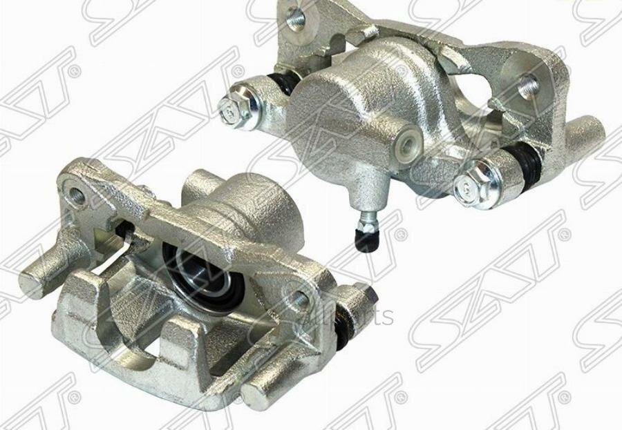 SAT ST-MR955066 Суппорт тормозной RR MITSUBISHI LANCER CS 03-07/OUTLANDER CU 03-08 RH