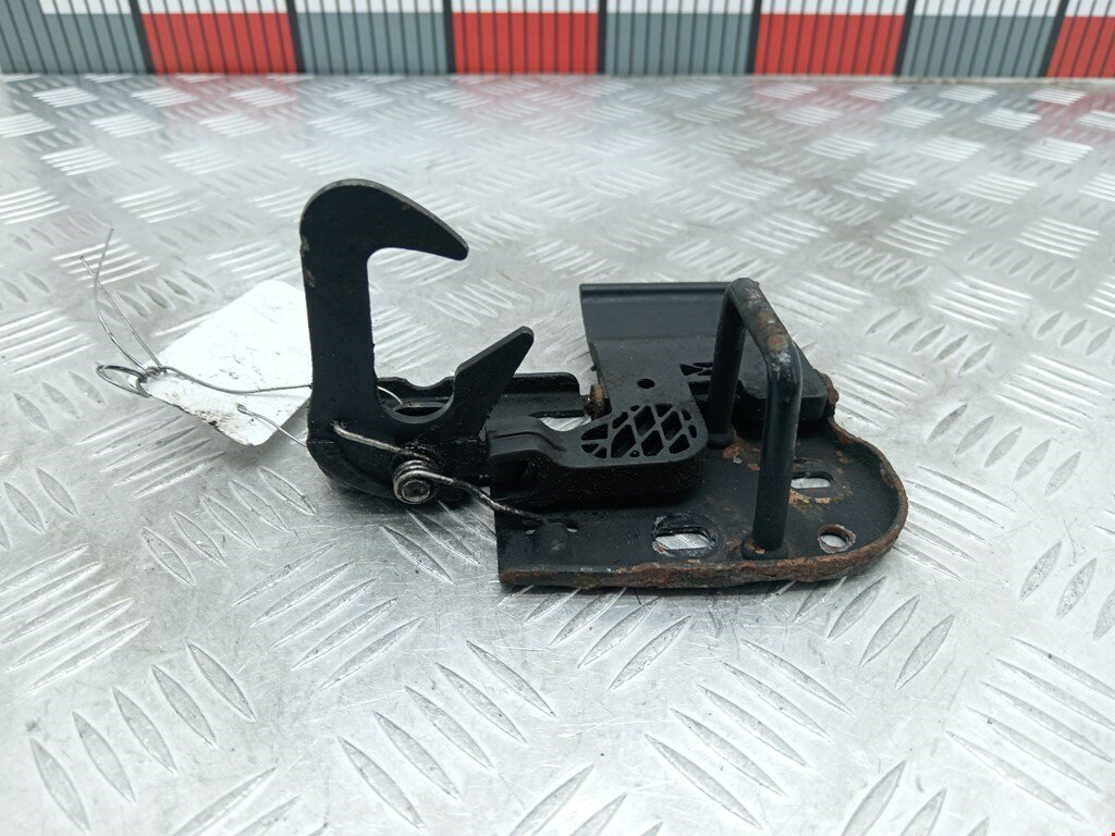 Замок капота Volkswagen Passat CC 3C8823480A арт. 1794721