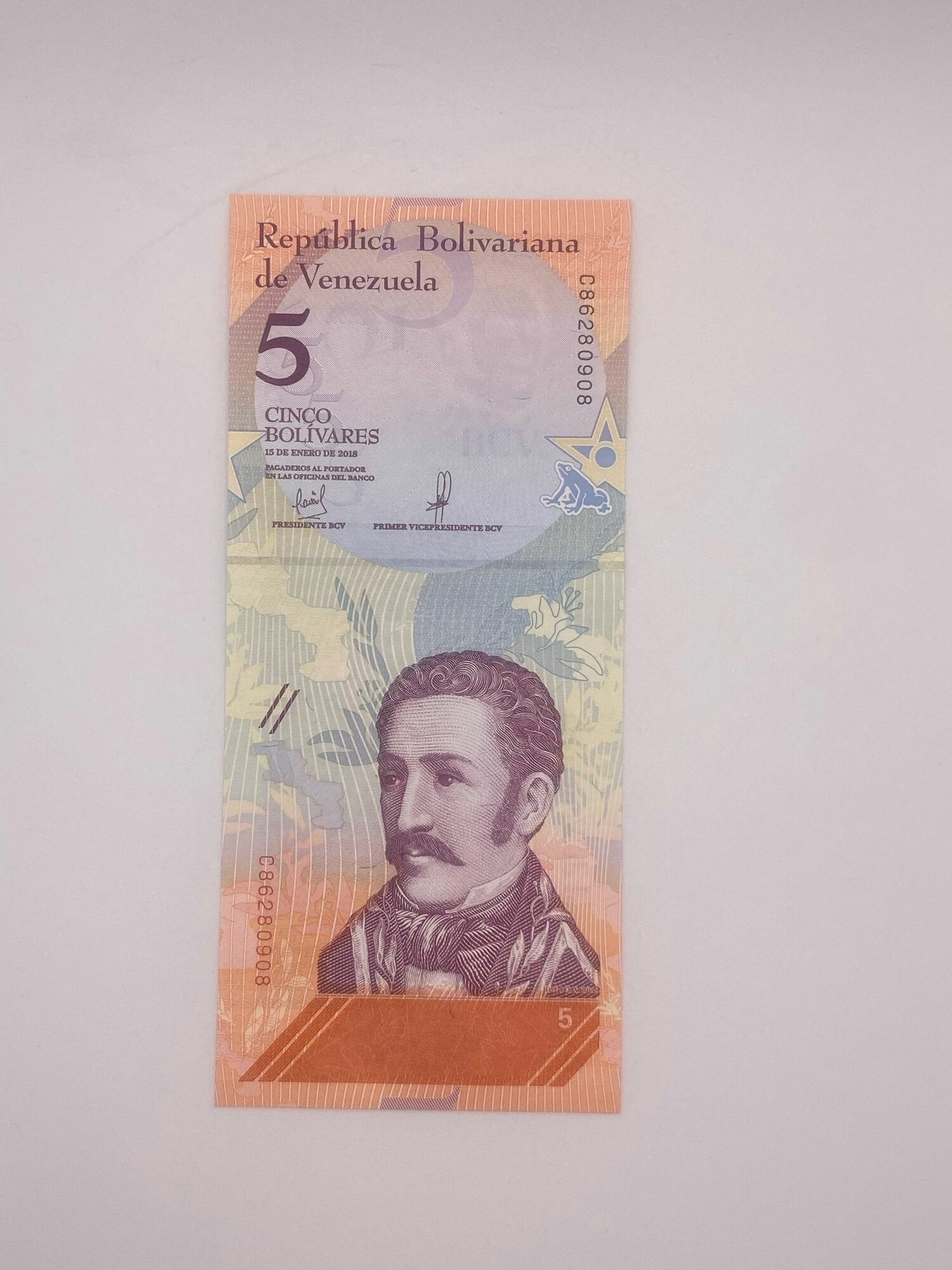 Банкнота Венесуэла. 5 боливаров. 2018 года. UNC