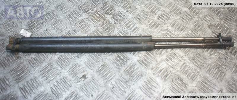 Амортизатор крышки (двери) багажника BMW X5 E53 (1999-2006)