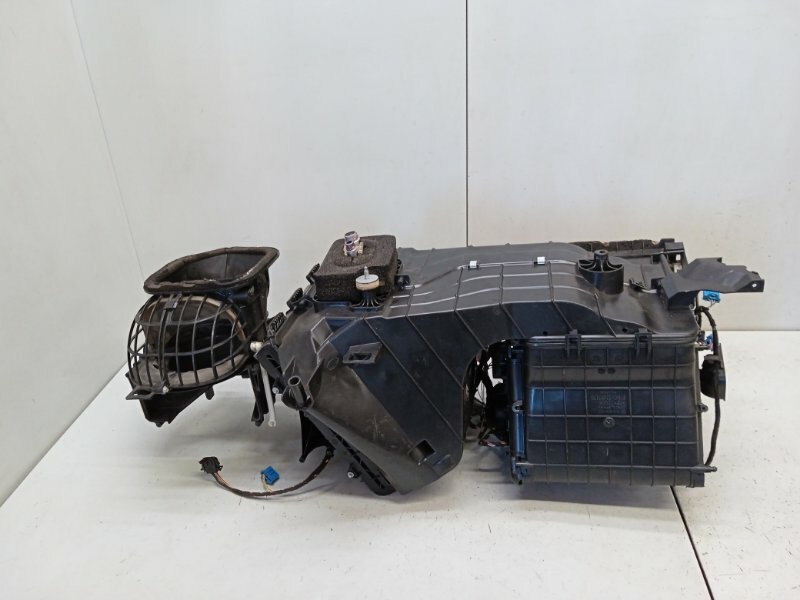 Б/У корпус печки, под климат, Порше Кайен, печка Корпус отопителя Porsche Cayenne 2003 9PA, 955 181391 PORSCHE арт. 7L08200...