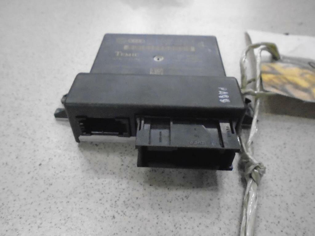 Блок управления от Audi A8 D3 2002-2010