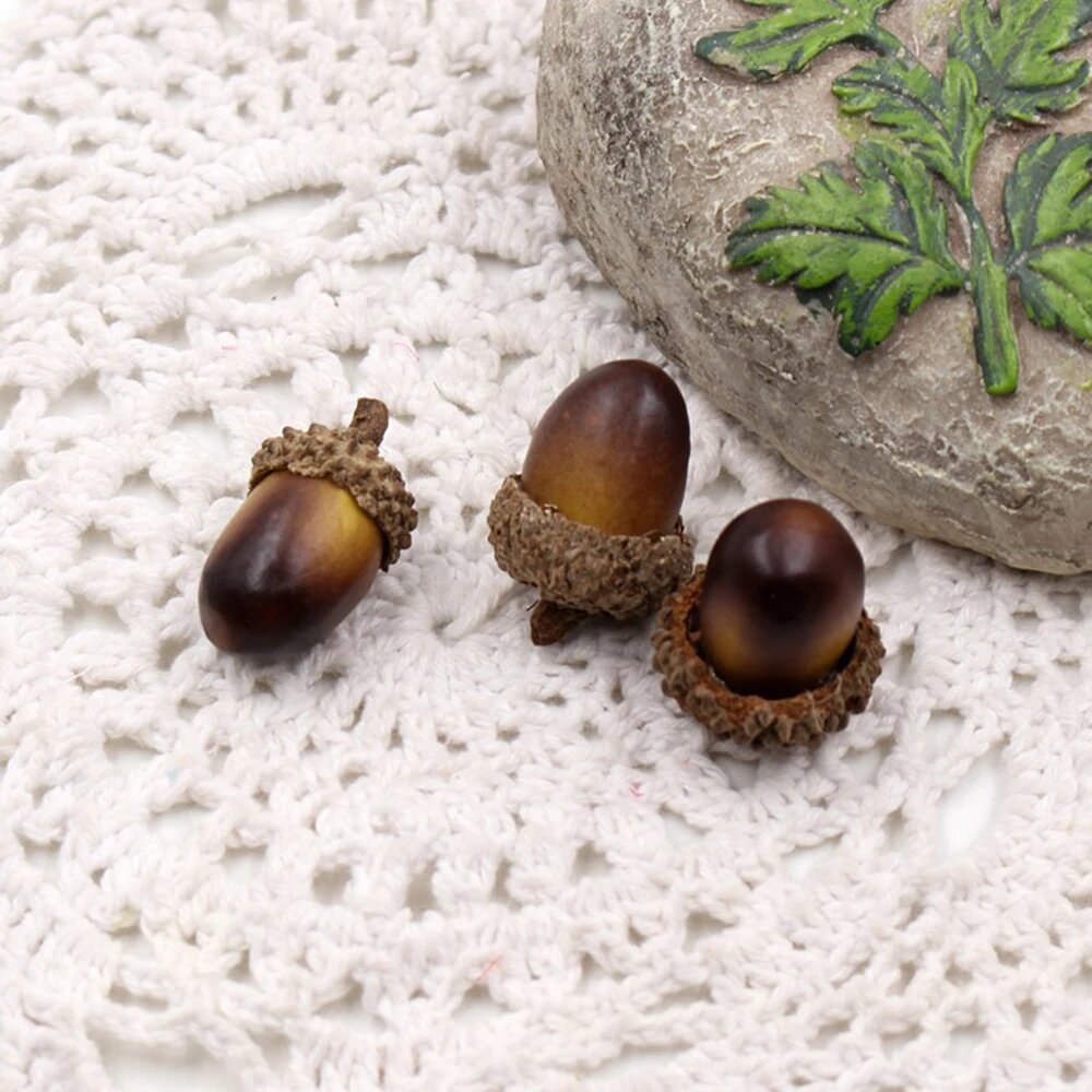 Искусственные мини желуди дубовые 10 шт. черный