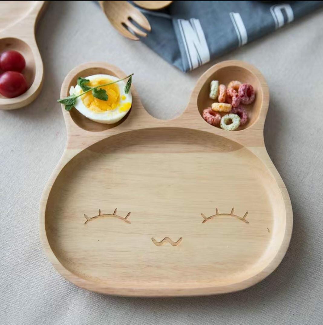 Менажница/ Тарелка "Зайчик" деревянная из бука, 1шт