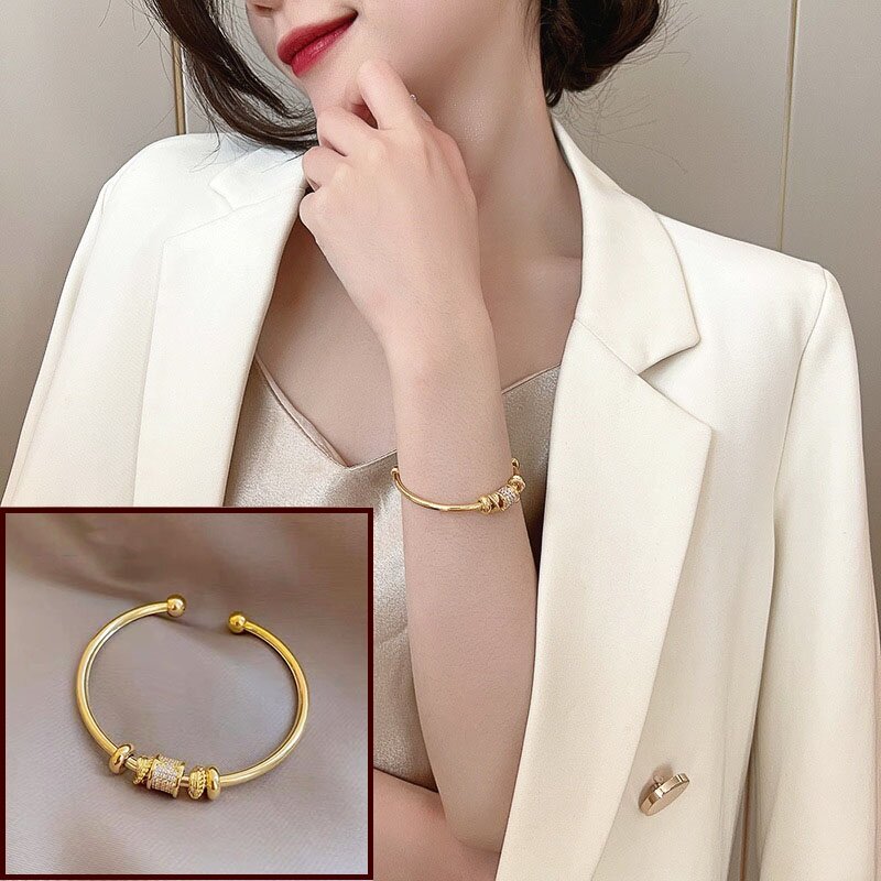 Жесткий браслет