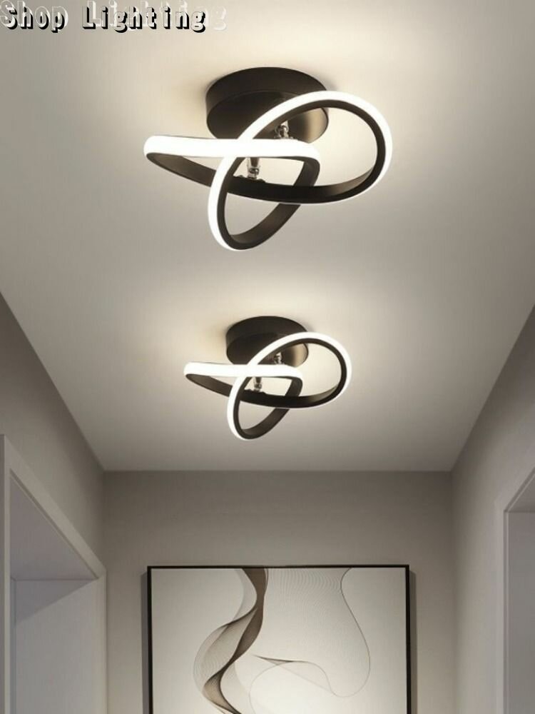 Креативный потолочный светильник в виде четырехлистного клевера