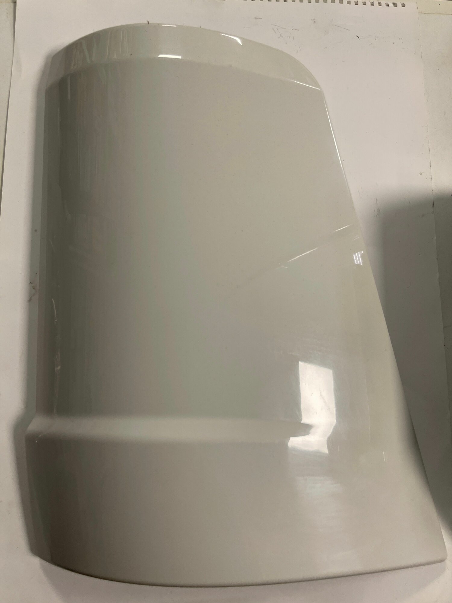 Дефлектор кабины белый пластик прав МАН о. н.81611100068 MARSHALL M3090605