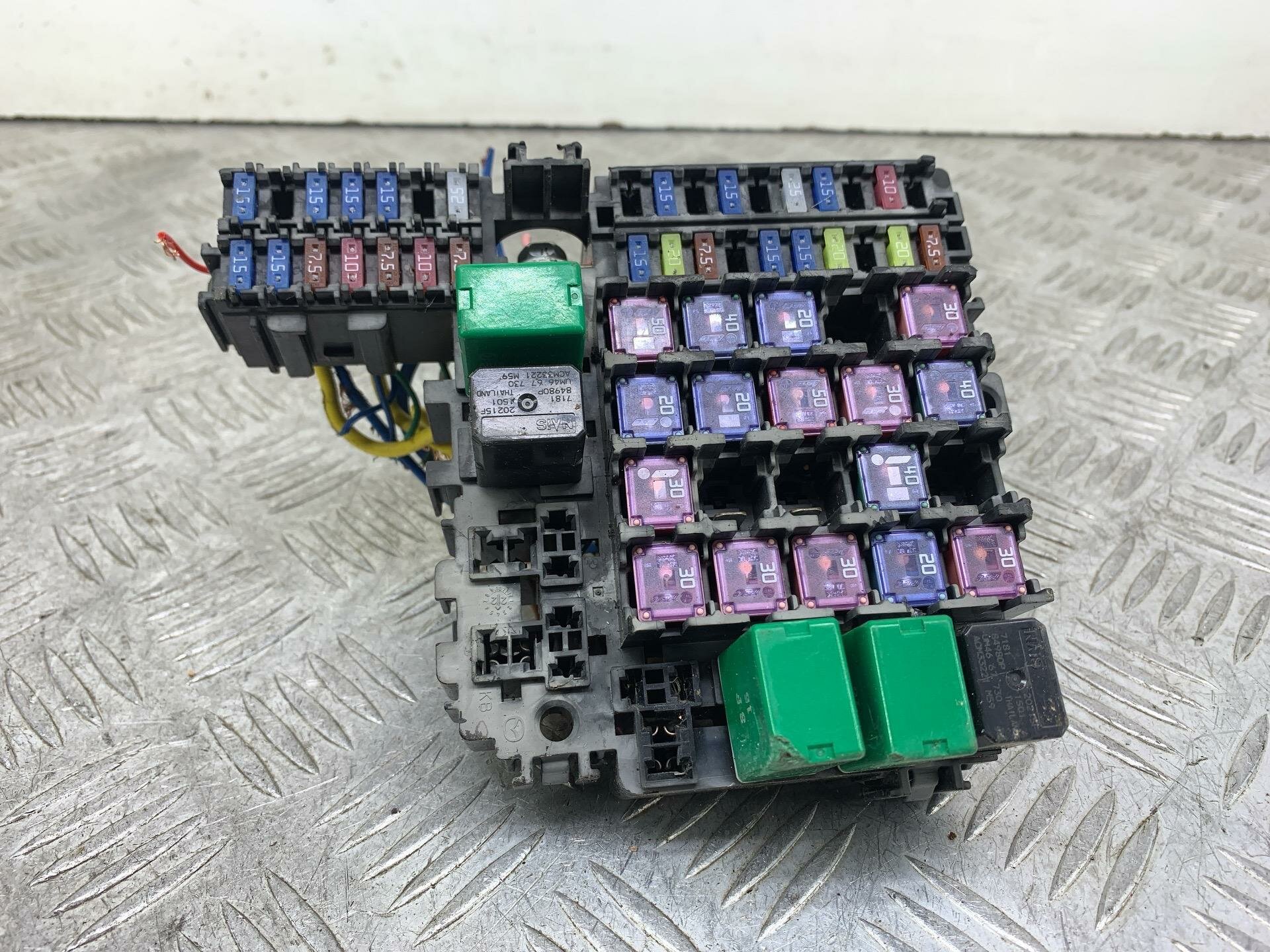 Блок реле и предохранителей Mazda 6 3 2-й рест. 2020