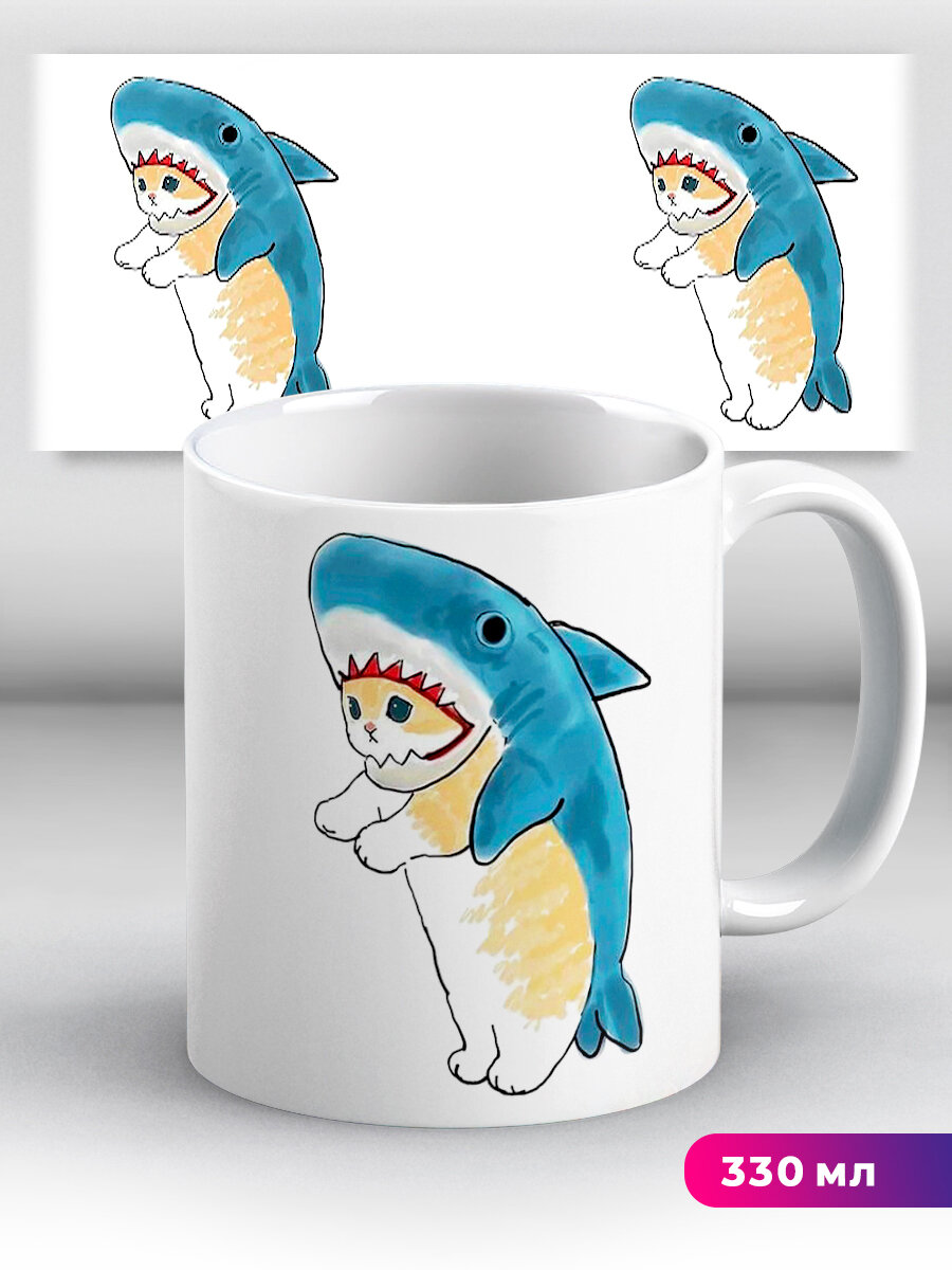 Кружка Милый котик кот акула стоит
