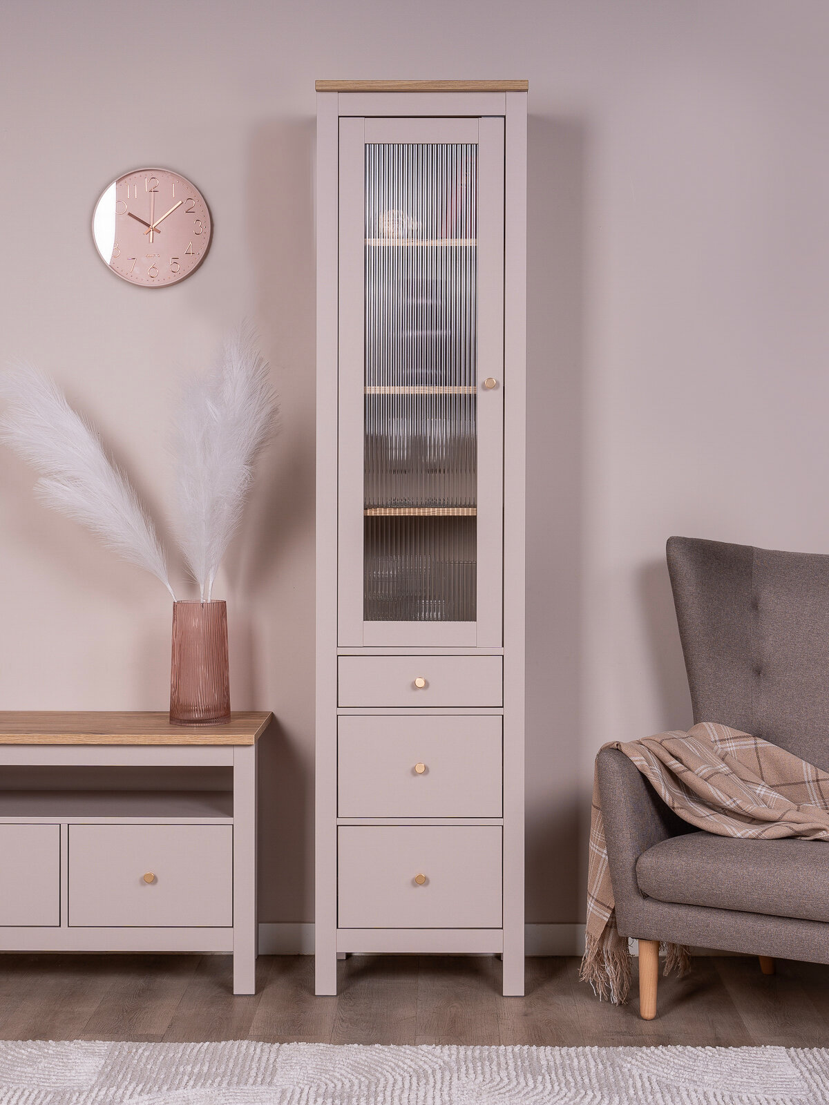 Шкаф витрина с рифленым стеклом Гуд Лакк Сага, 50х41х215 см, кашемир/ясень